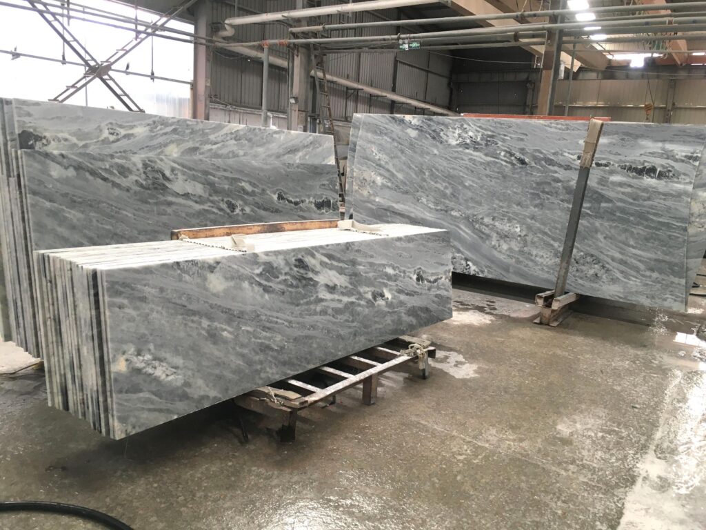 Quartzite Slabs Rhino Grey 110X42 Gray Slab - Direct Finishes